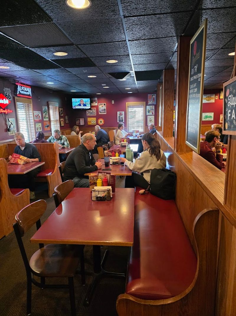 9 Minnesota hole-in-the-wall restaurants locals claim are better than ...