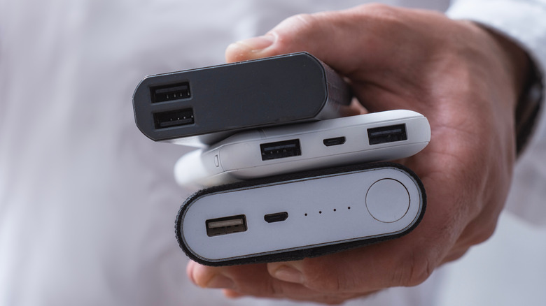 Why the mAh number for portable battery packs matters (and what it means)