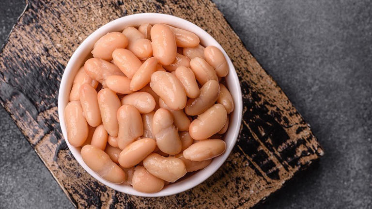 5 canned goods you should be using in your smoothies