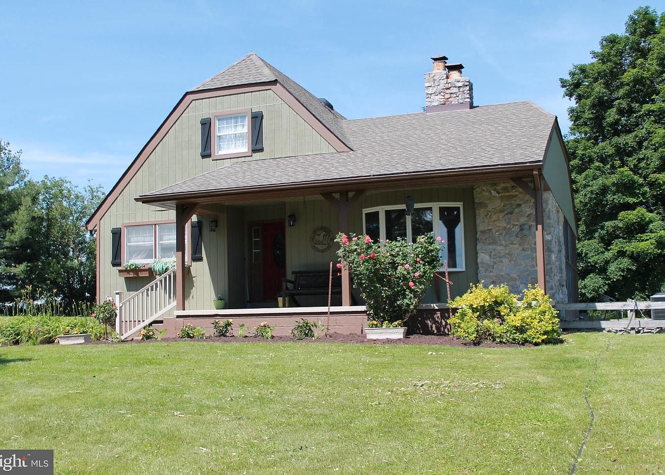 1982 craftsman home in Mount Jackson, Virginia, set on 10 acres with ...
