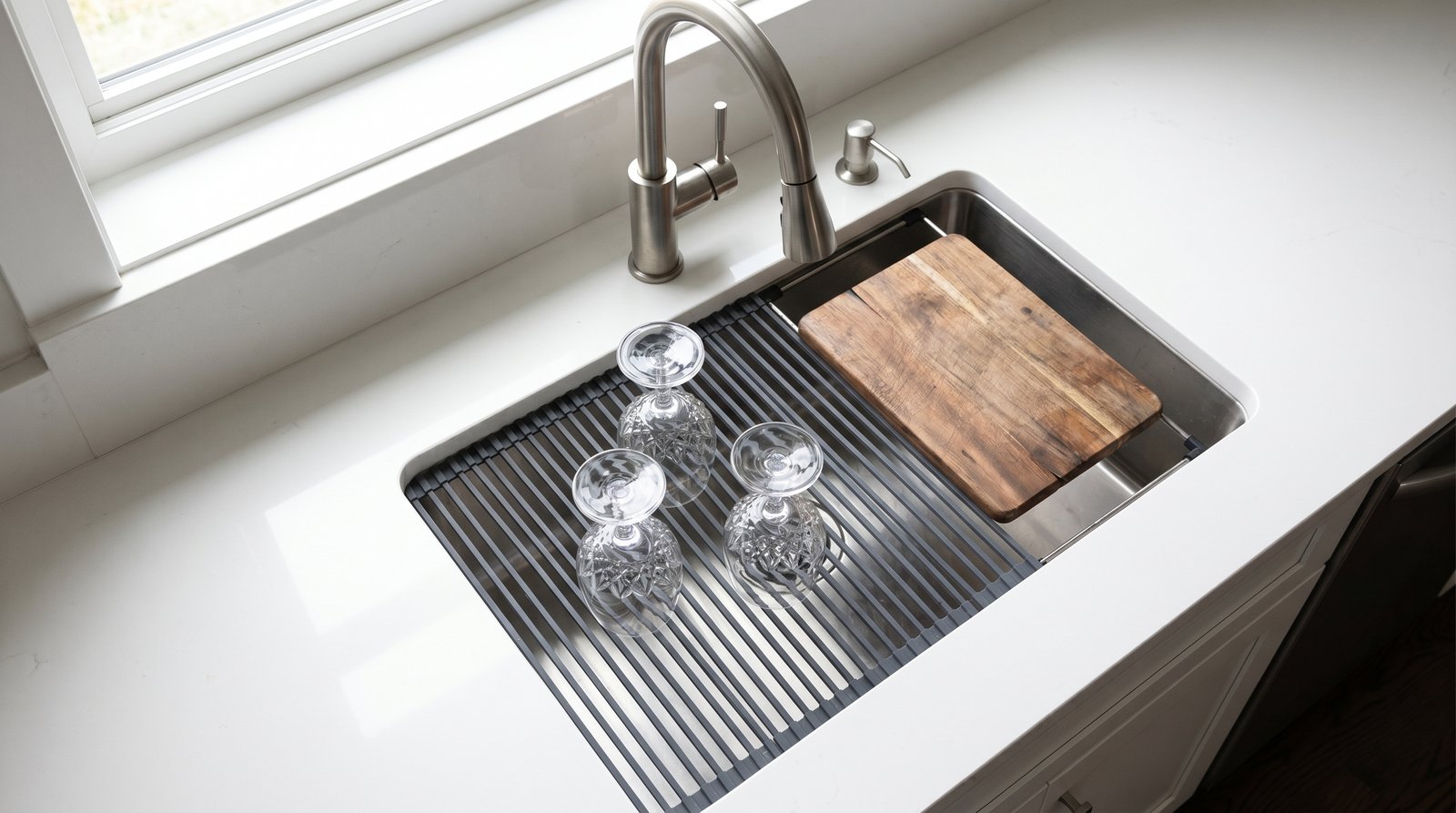 Say goodbye to the dish rack, this new trend is keeping kitchens neat