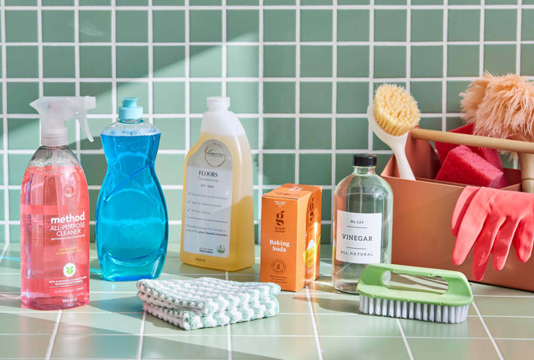 6 cleaning supplies pros always stock up on to keep every room looking ...