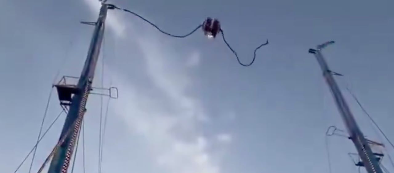 Video: Falla en juego mecánico tipo resortera deja cuatro heridos