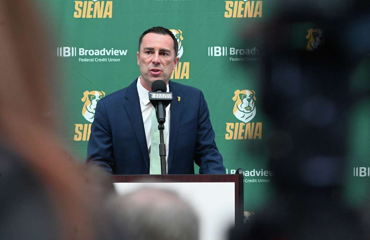 New Zealand guard Mana Martin commits to Siena men's basketball