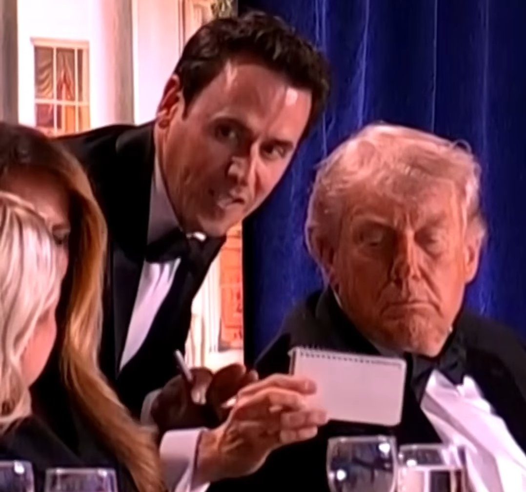 Magician reveals what was written on his card that shocked Melania ...