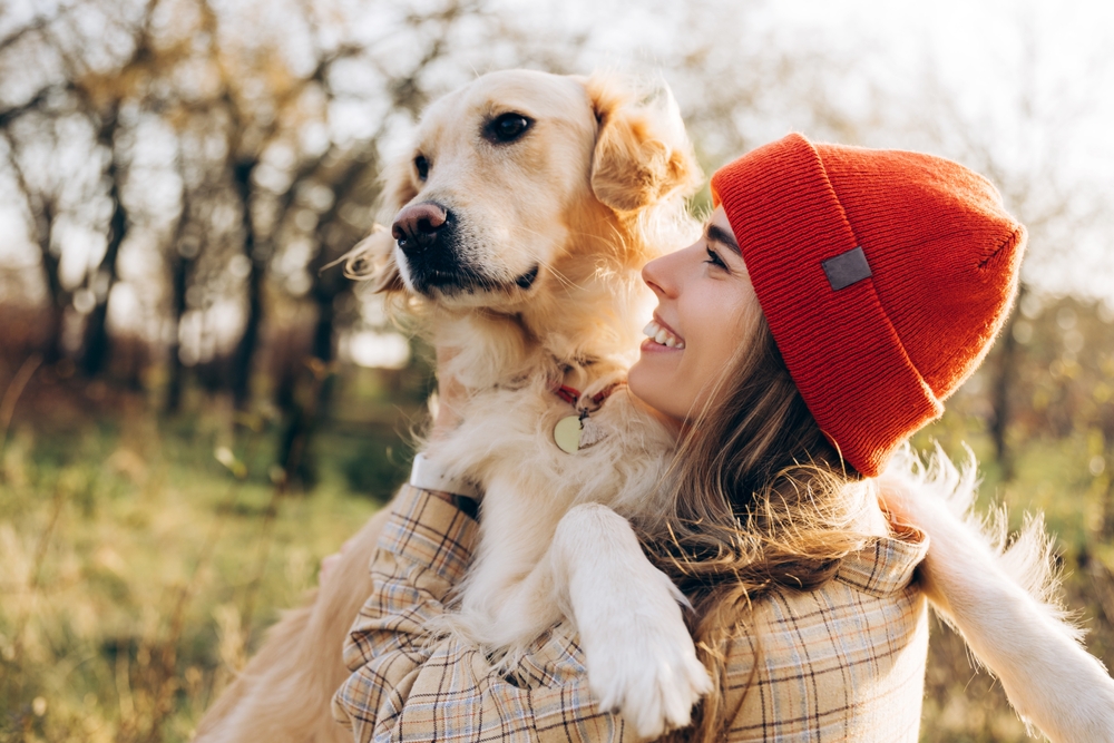 5 dog breeds that seem to love women more than men