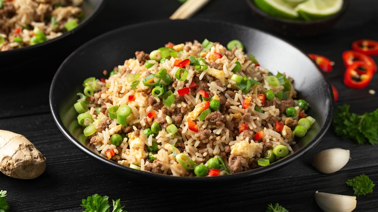 14 reasons your homemade fried rice never tastes as good as takeout