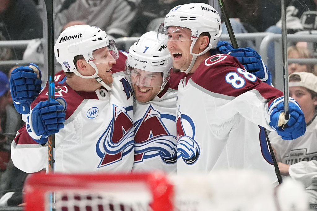 MacKinnon leads Avalanche to 5-1 win and 1st-round sweep of LA Kings ...