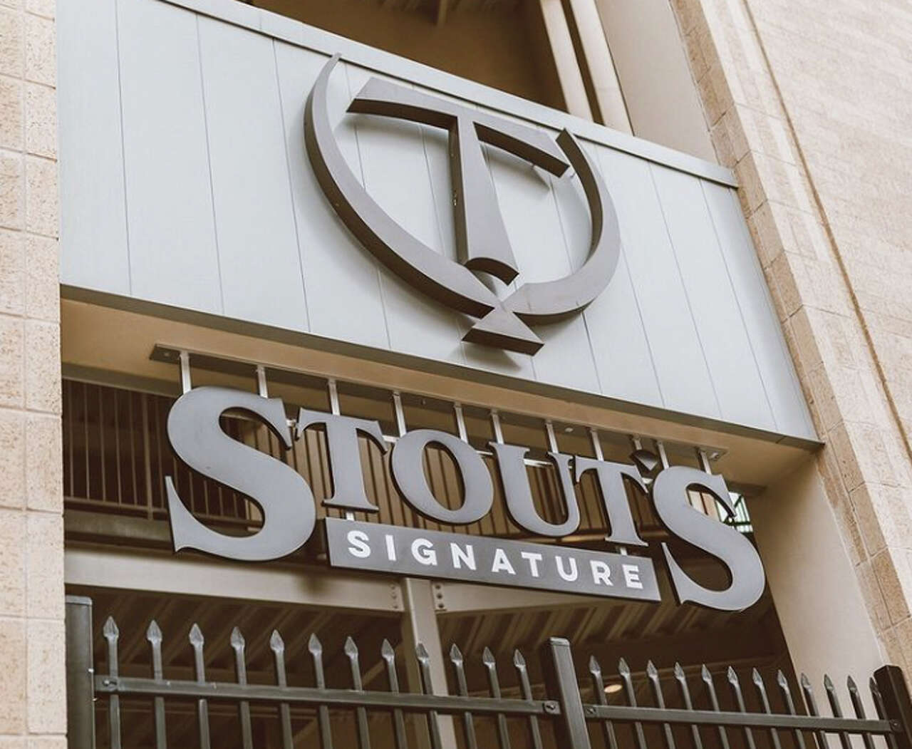 Stout's Signature owner eyes fall opening for King William sibling concept