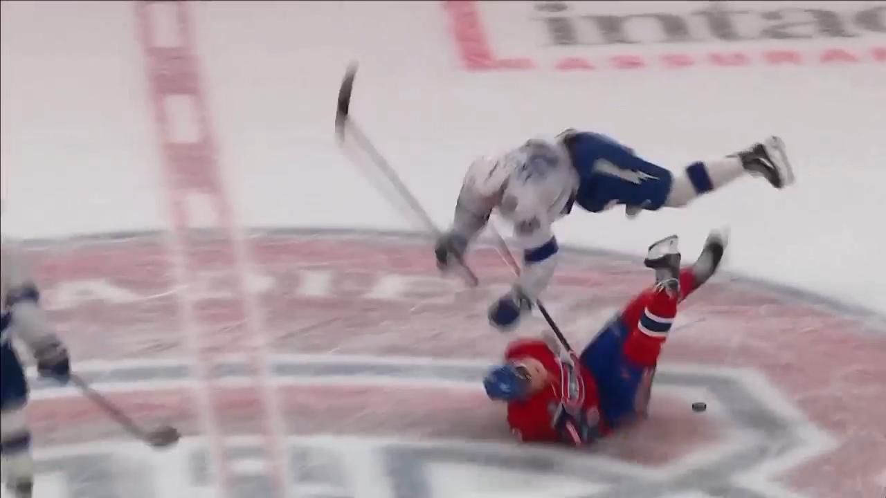 Moment: Canadiens star Slafkovský gets crushed by Bolts' Crozier