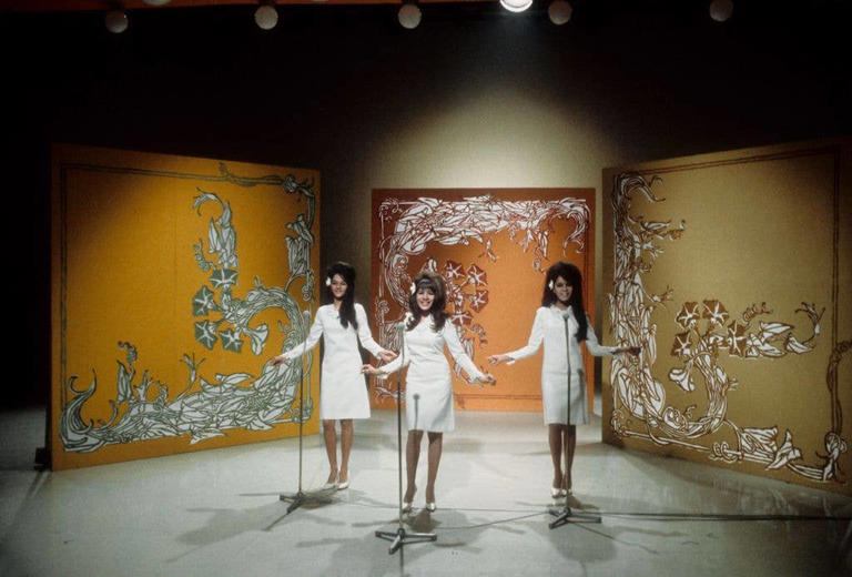 Last surviving member of the Ronettes Nedra Talley Ross dies aged 80