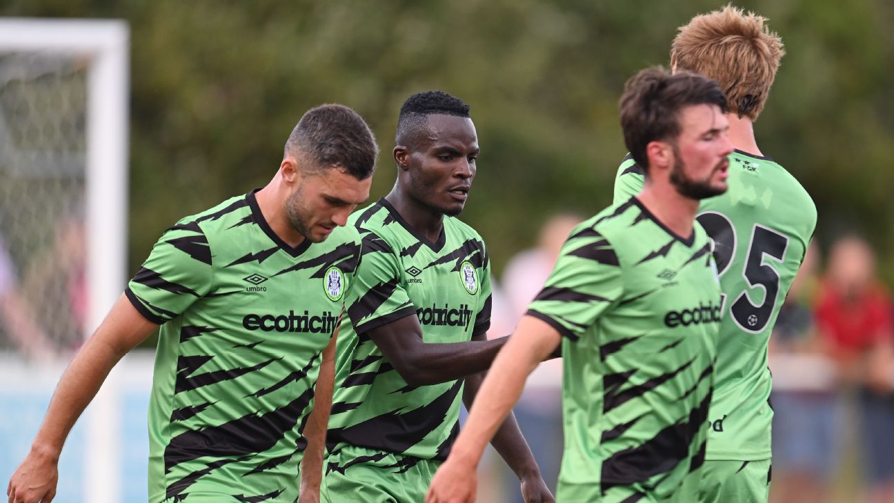 Forest Green Rovers deny rival fan being kicked out for eating a bacon ...