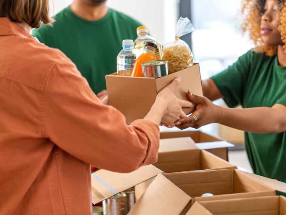 दो वक्त की रोटी को तरसा पाकिस्तान! महंगाई और भूख ने तोड़ी आम आदमी की ...