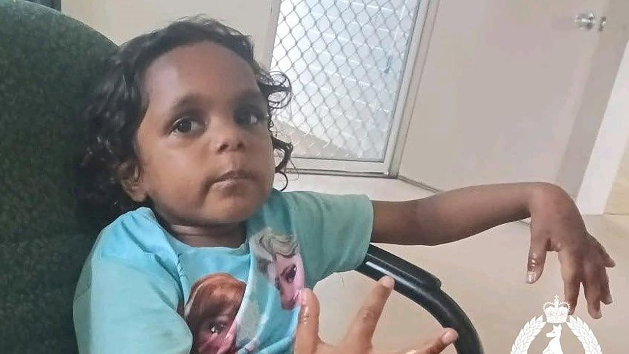 Outback manhunt as abduction fears rise for little girl
