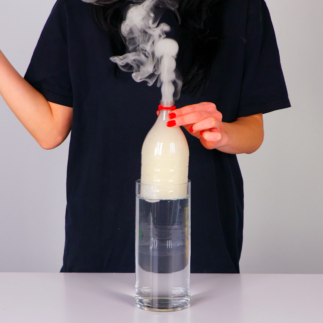 Diversión con ciencia solo con una botella y agua 💦