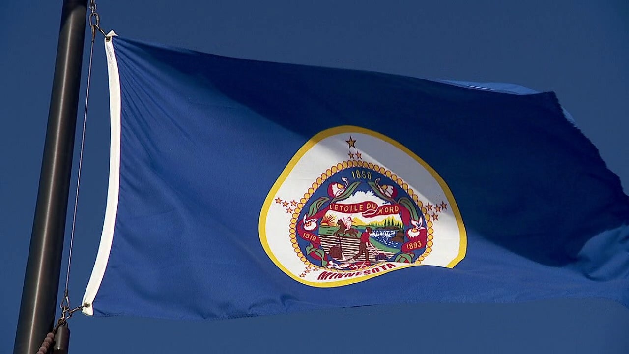 Inver Grove Heights council debates going back to old state flag