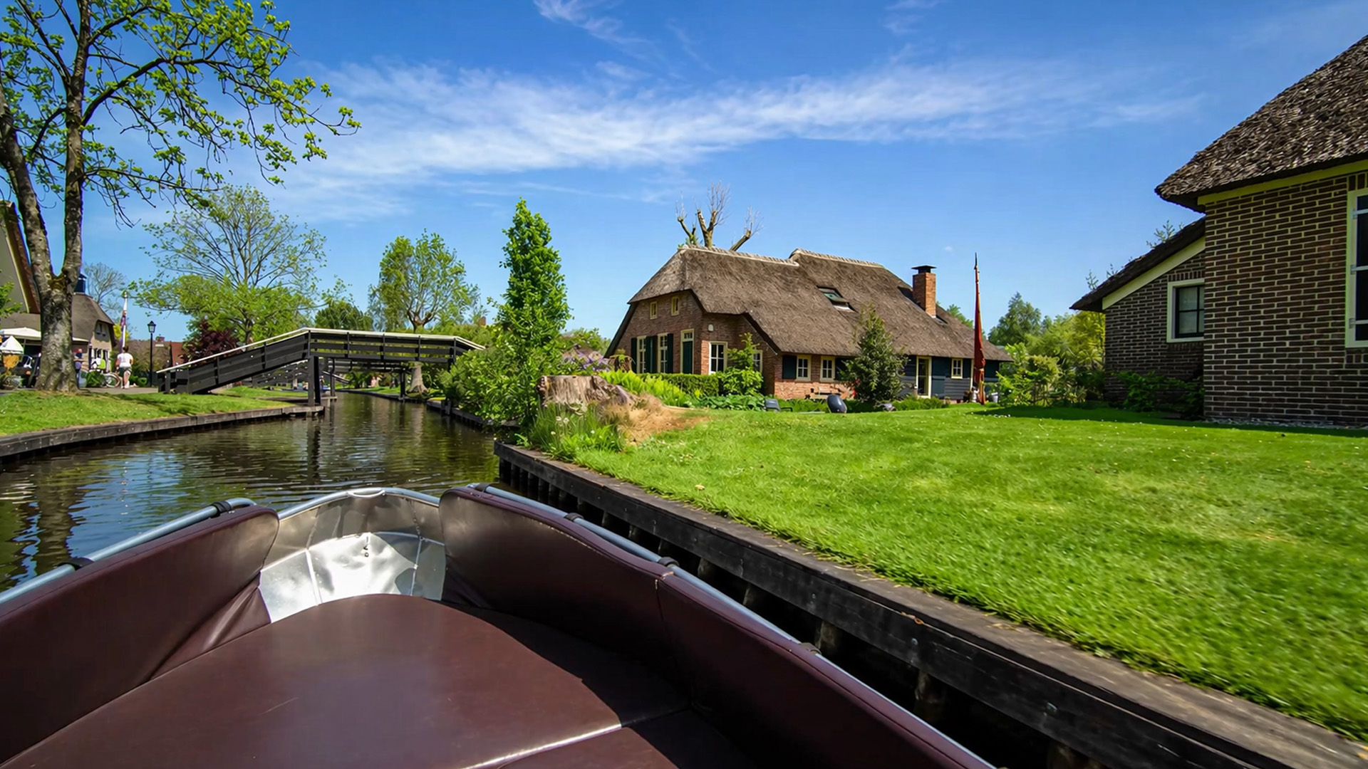 డచ్ ఫెయిరీటేల్‌లో గీత్‌హోర్న్ బోట్ టూర్ (4K)