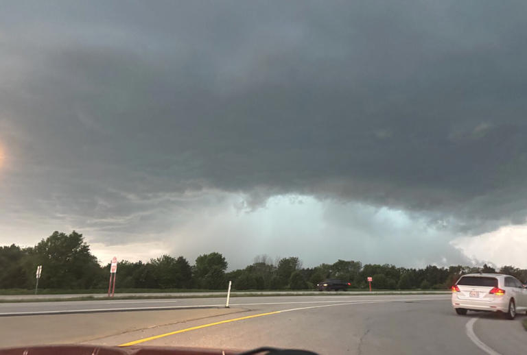 First Alert Weather: Large hail falls across the Ozarks on Sunday