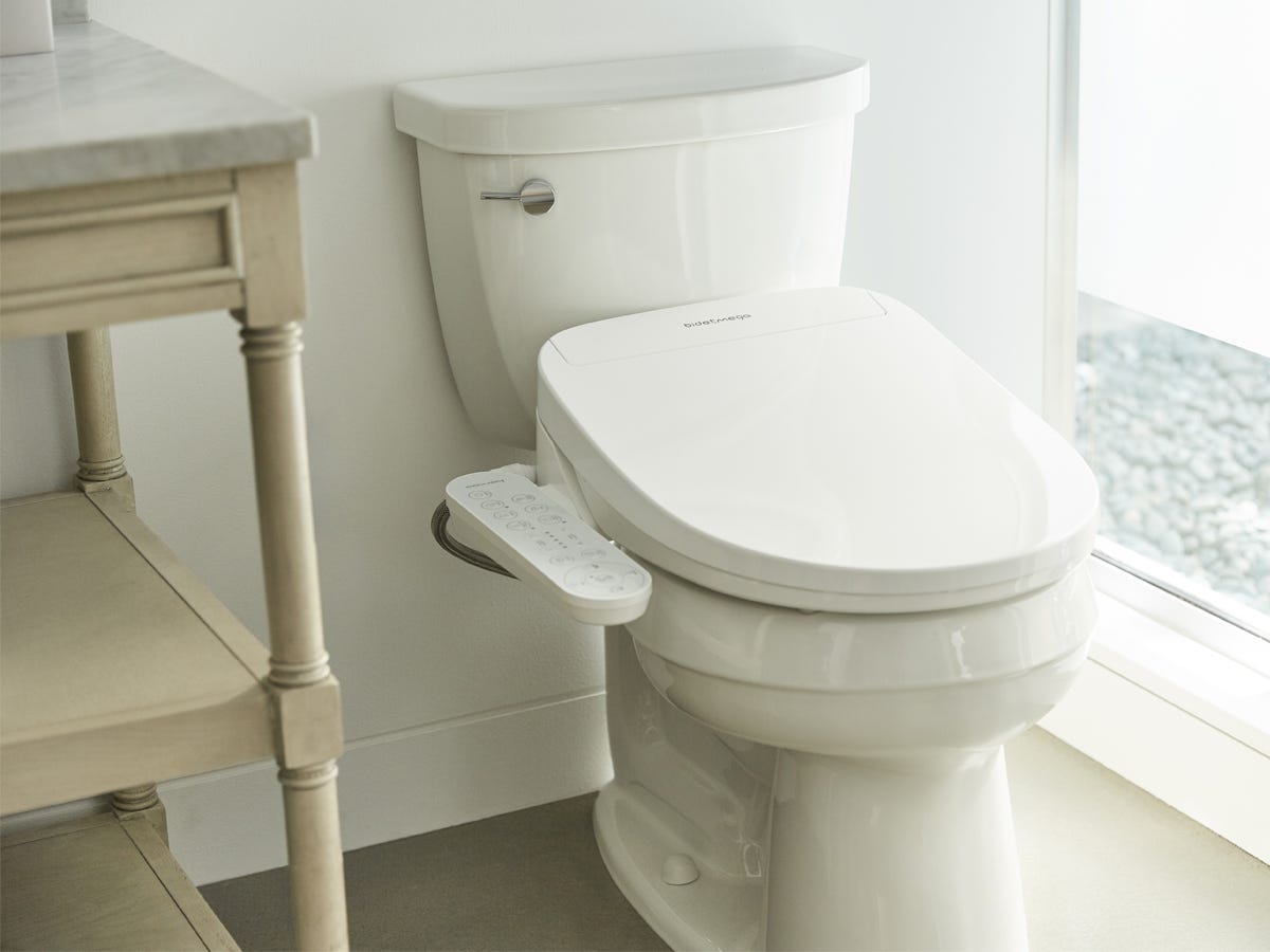 How to use a bidet properly