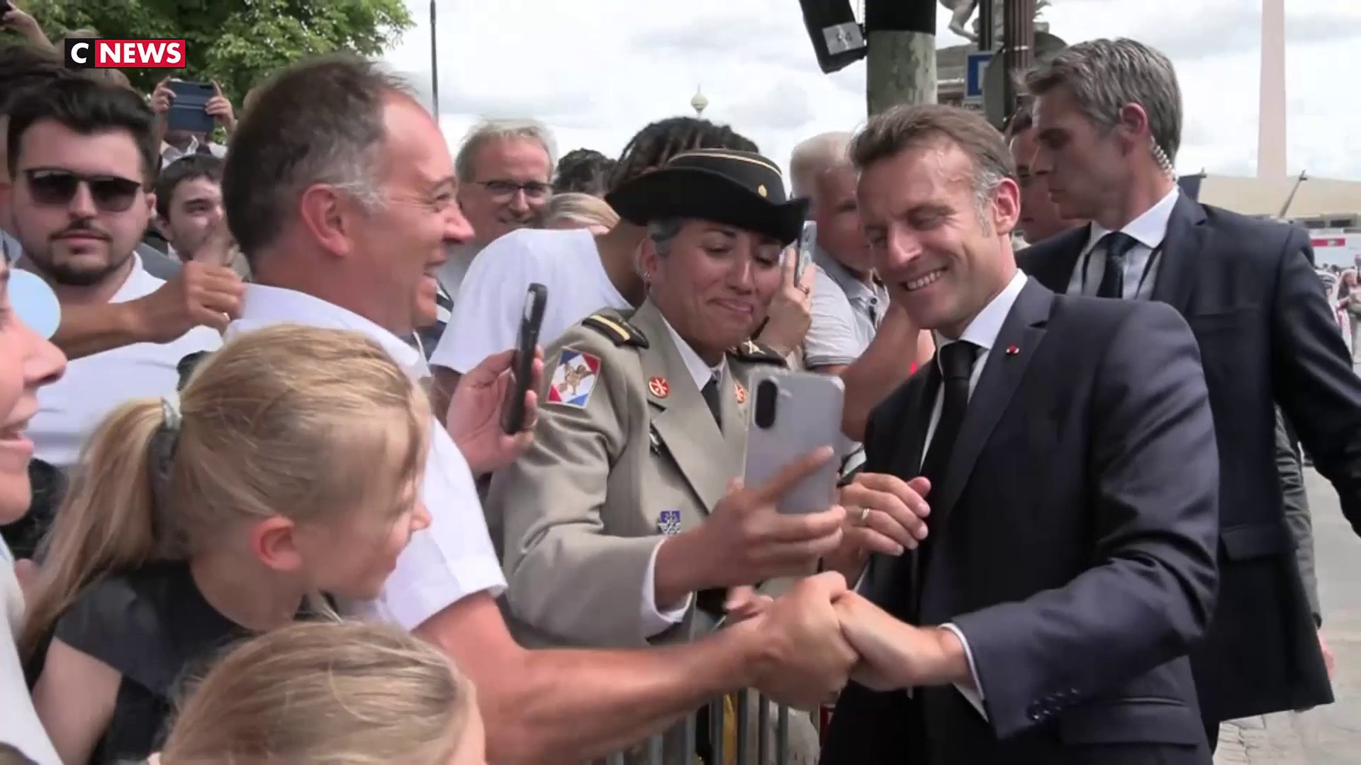 Comment est assurée la sécurité du président de la République?