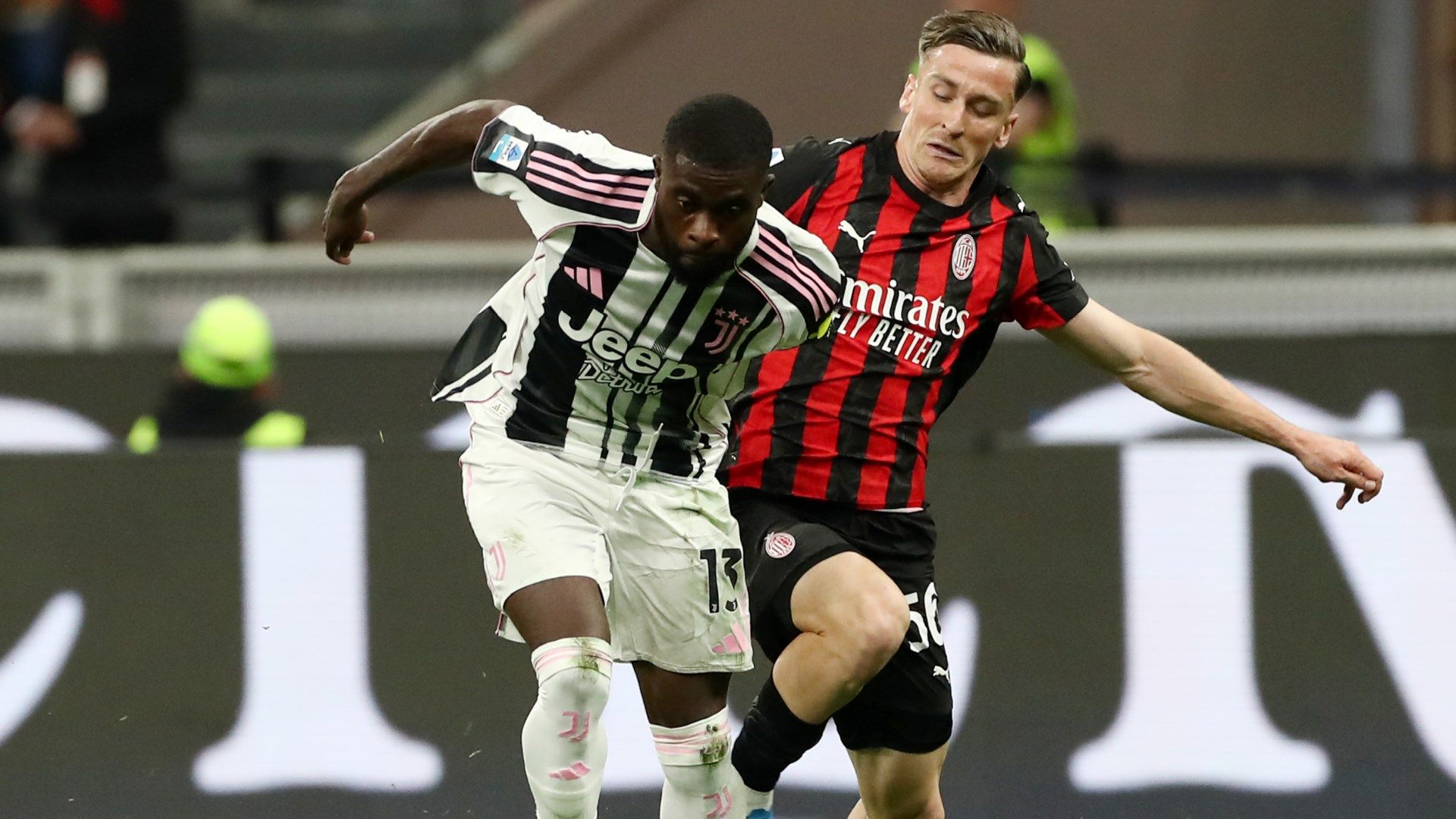 La prima volta di Boga in Milan-Juventus: ammonito dopo 147 partite in ...
