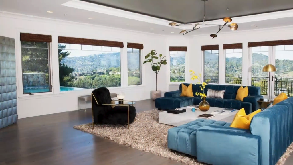 Mill Valley homeowner aims to get ahead of AI by selling his estate for ...