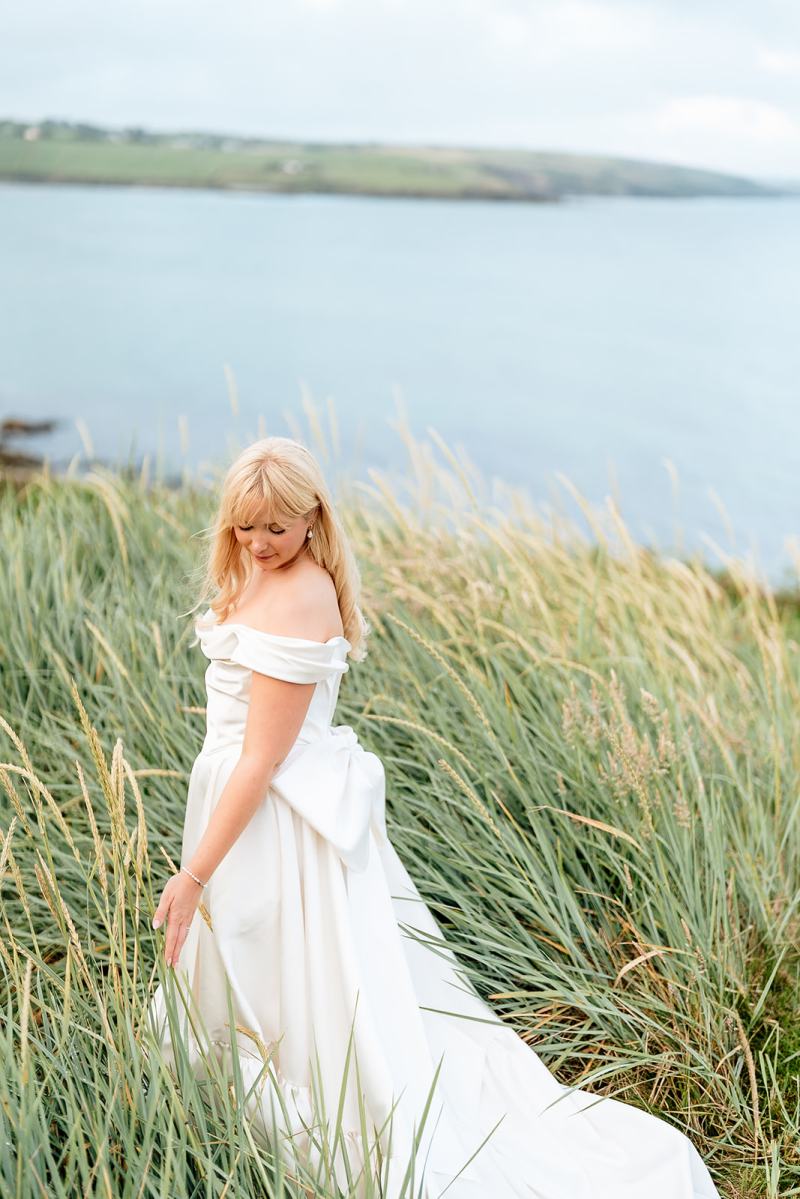 Pride and prejudice romance meets 90s nostalgia: Aoibhé & Ryan
