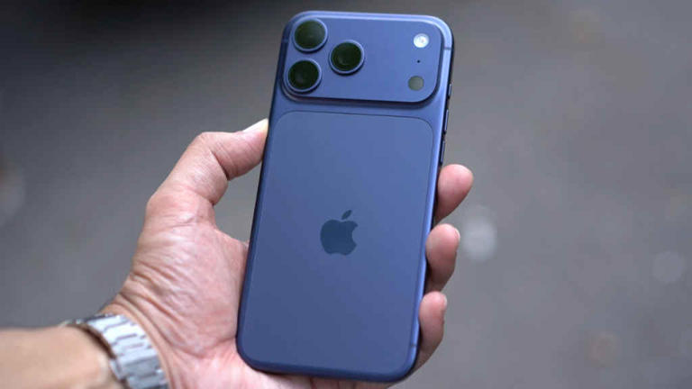 Apple iPhone 17 Pro Max gets over Rs 8,000 price cut on this platform ...