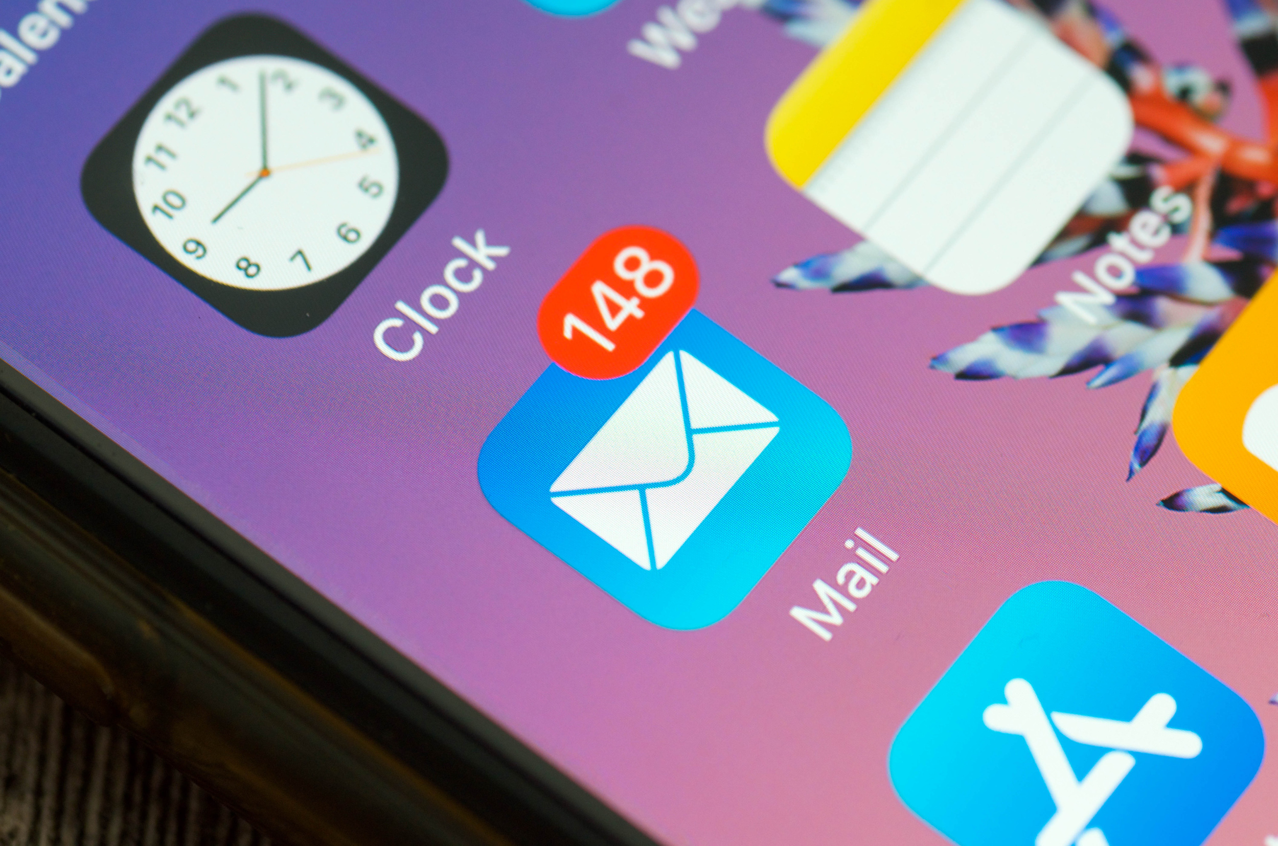 Stop scrolling and reduce your screen time with these 20 tips