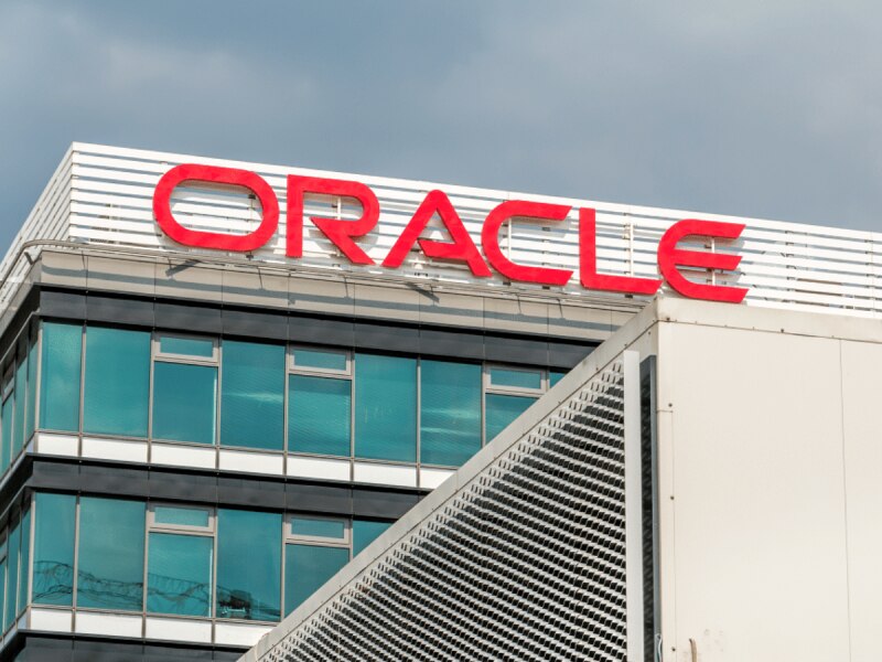 34 साल की वफादारी और 6 बजे सुबह एक ईमेल! Oracle की छंटनी के पीछे क्या ...