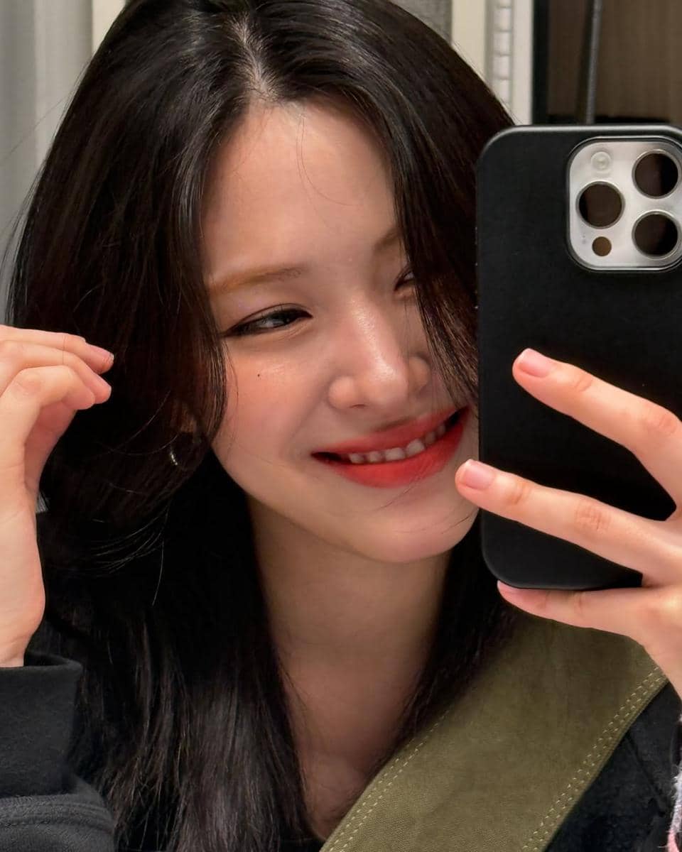 Deretan makeup look Ryujin ITZY yang fresh dan stunning