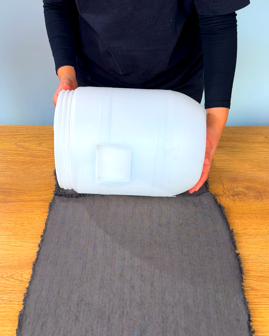 Make your own budget-friendly ottoman 🛋️