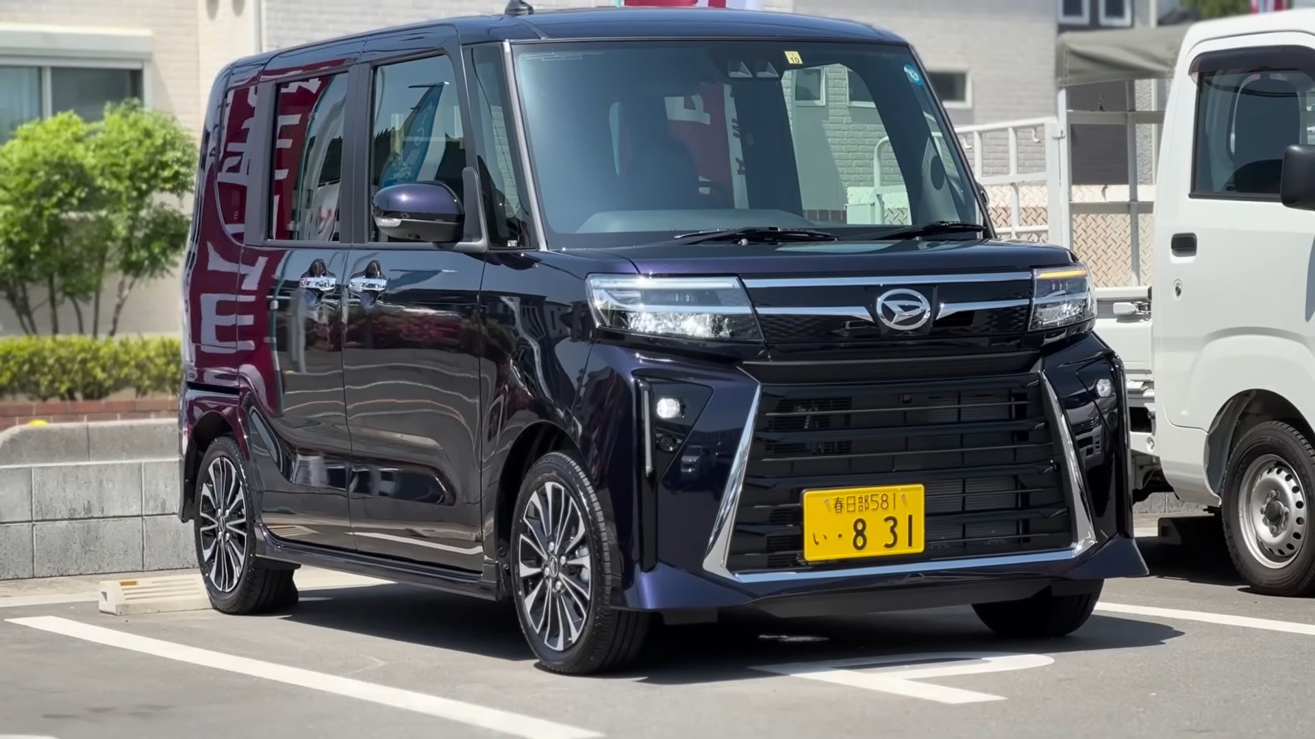 駐車しやすい車ランキングTOP10 1位はどれか