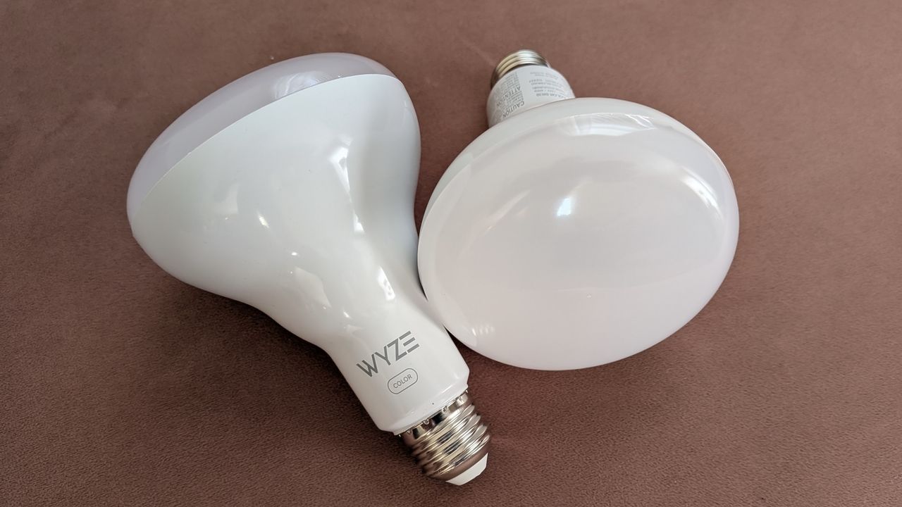 Wyze BR30 smart bulb review: An affordable smart bulb that's a breeze ...