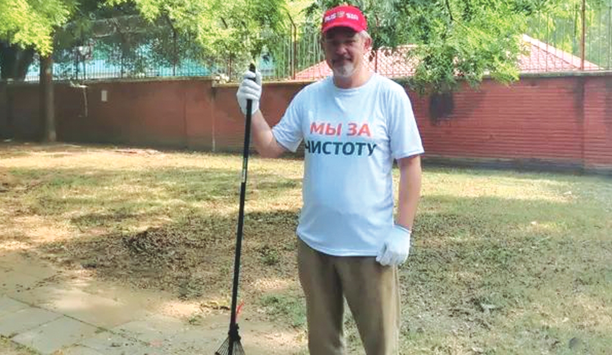 Russian tradition Subotnik meets India's Swachh Bharat Mission