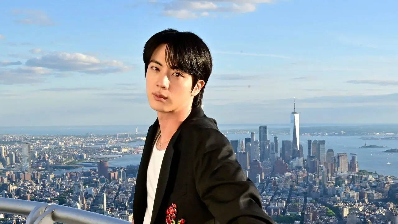 Official promoter of Tampa: BTS’ Jin sends fans into meltdown with ...