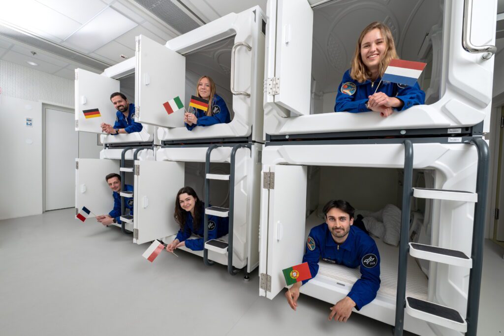 Volunteers begin 100‑day isolation trial to mimic life on Moon and Mars