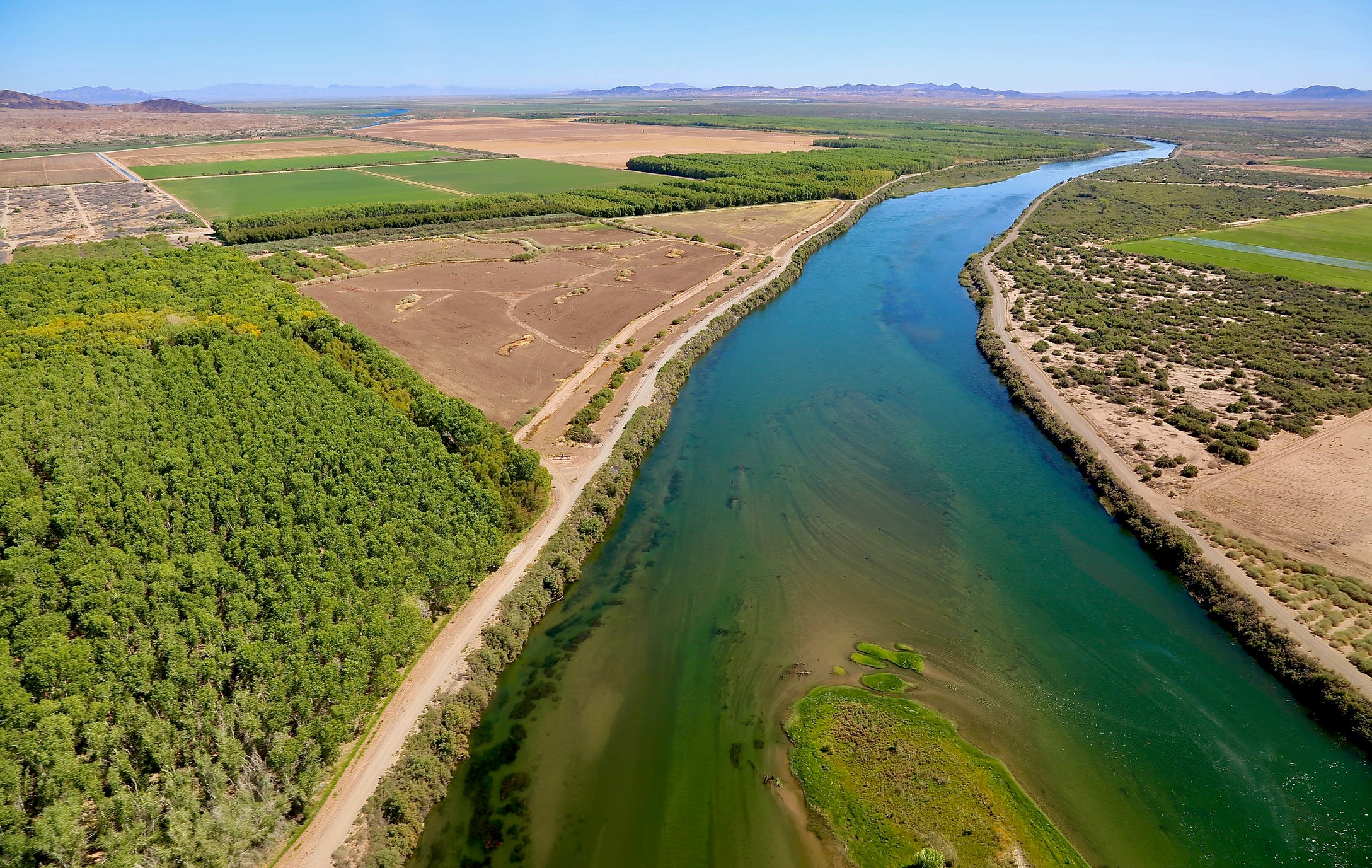 Southwestern states offer last-ditch attempt at Colorado River peace