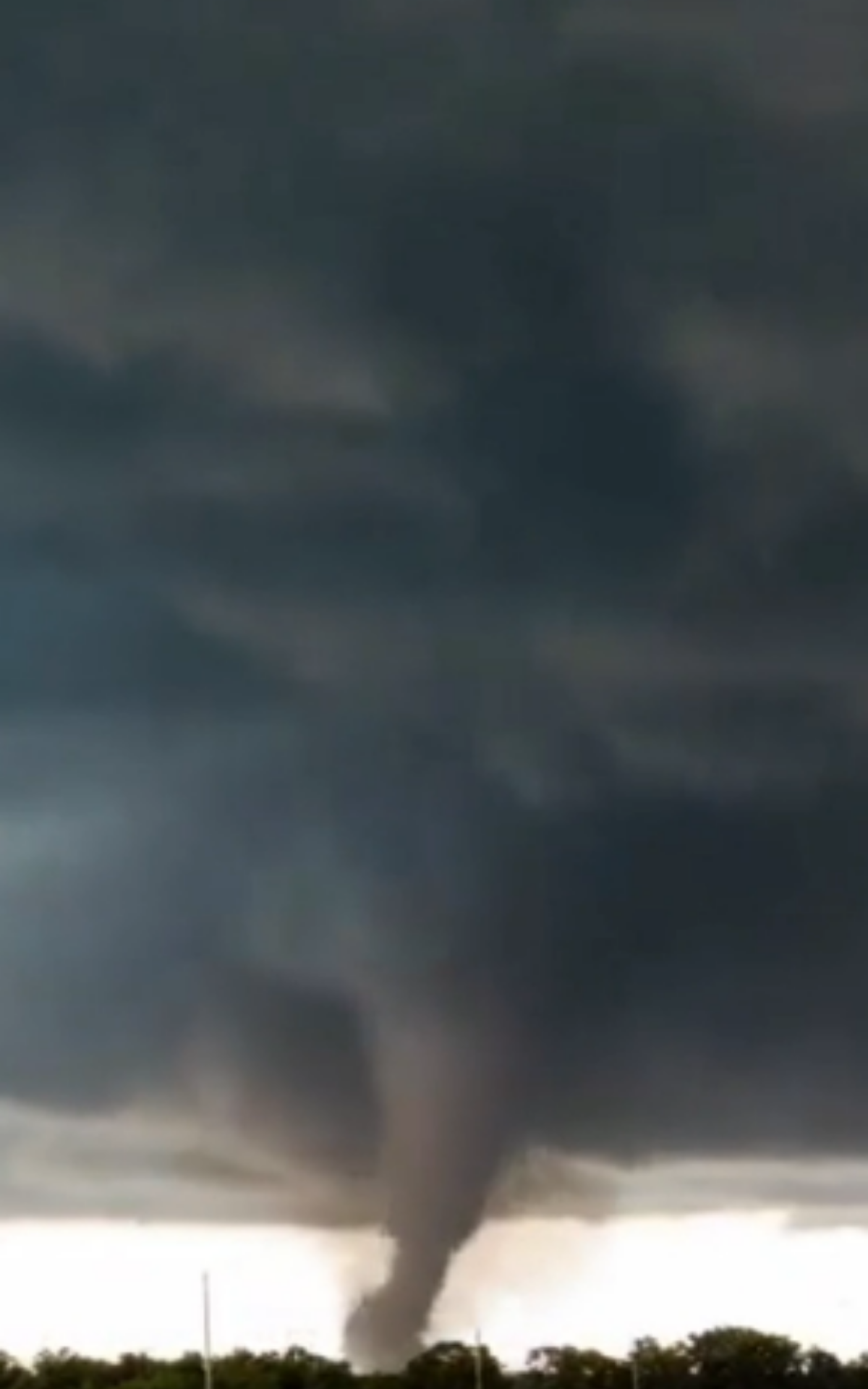 Epic haboob storm sweeps across Phoenix: Dust wall advances over the city