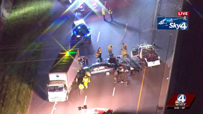 All lanes reopened on I-385 following crash