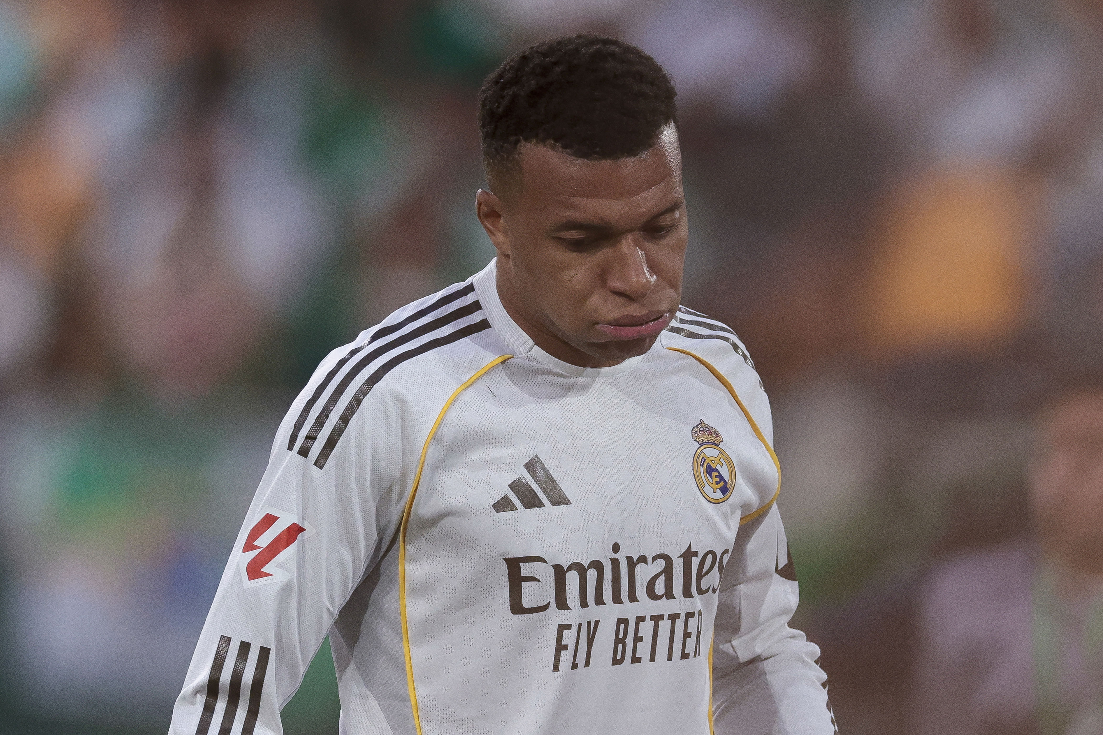 Official: Mbappé injury report