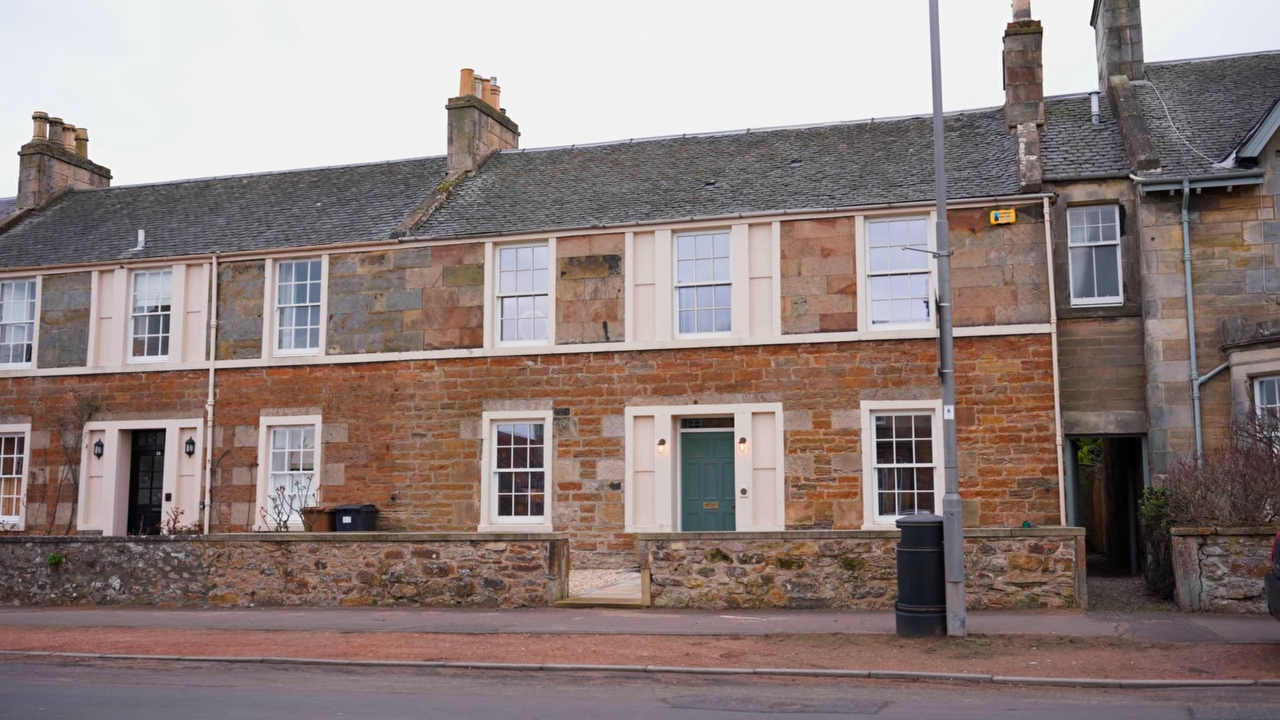 Inside a coastal Scotland home built for 20 guests