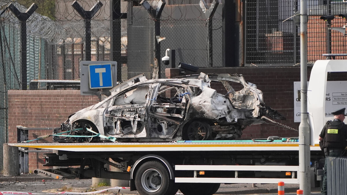 Dunmurry car bomb attack 'likely to be New IRA', says chief constable