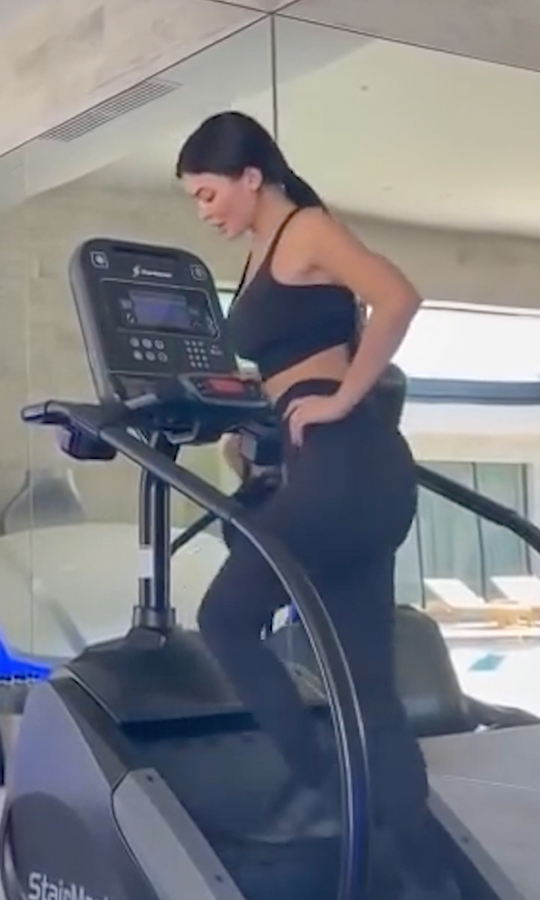 Inside Kylie's million dollar home gym!