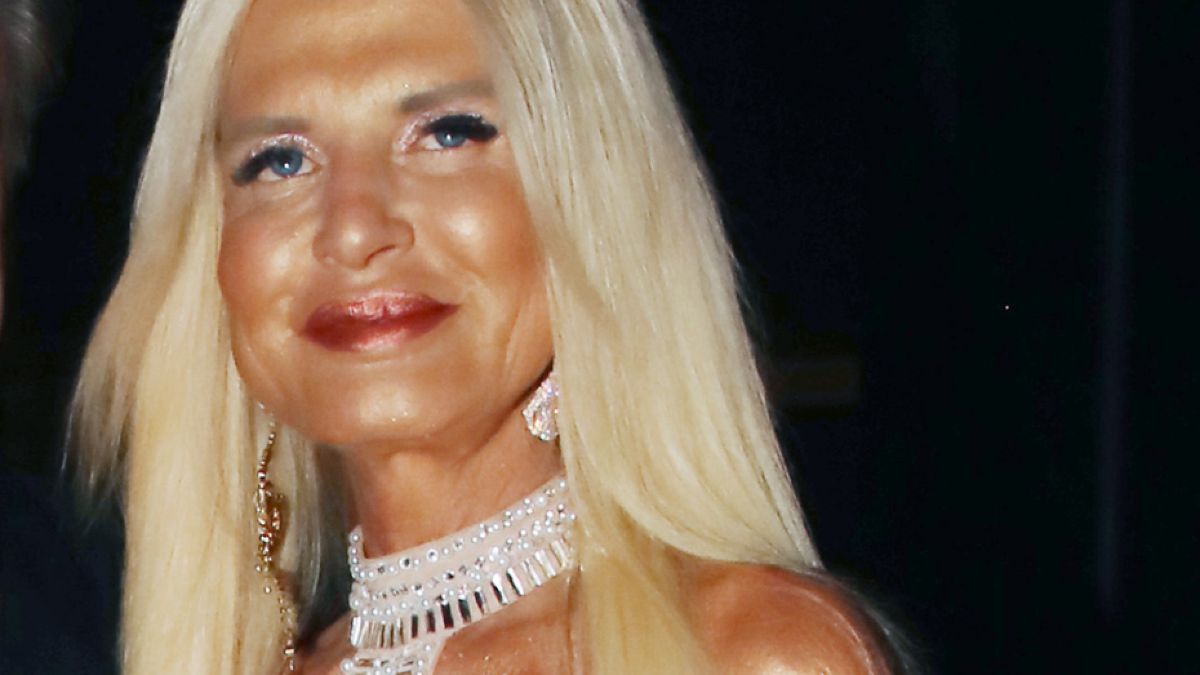 Μαρίνα Σταυράκη: Αστραφτερή δίπλα στον Τούρκο αγαπημένο της – Η βραδινή ...