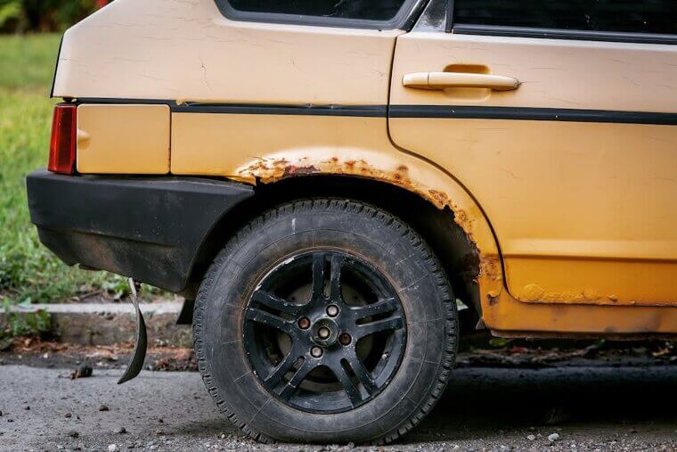 What a mechanic looks at in the first five minutes with a used car