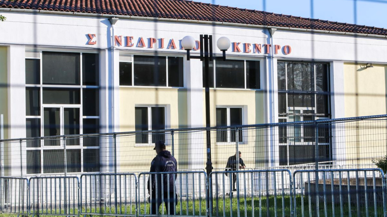 Τέμπη: Αύριο συνεχίζεται το δικαστήριο - Στο πλευρό των συγγενών το Δημόσιο