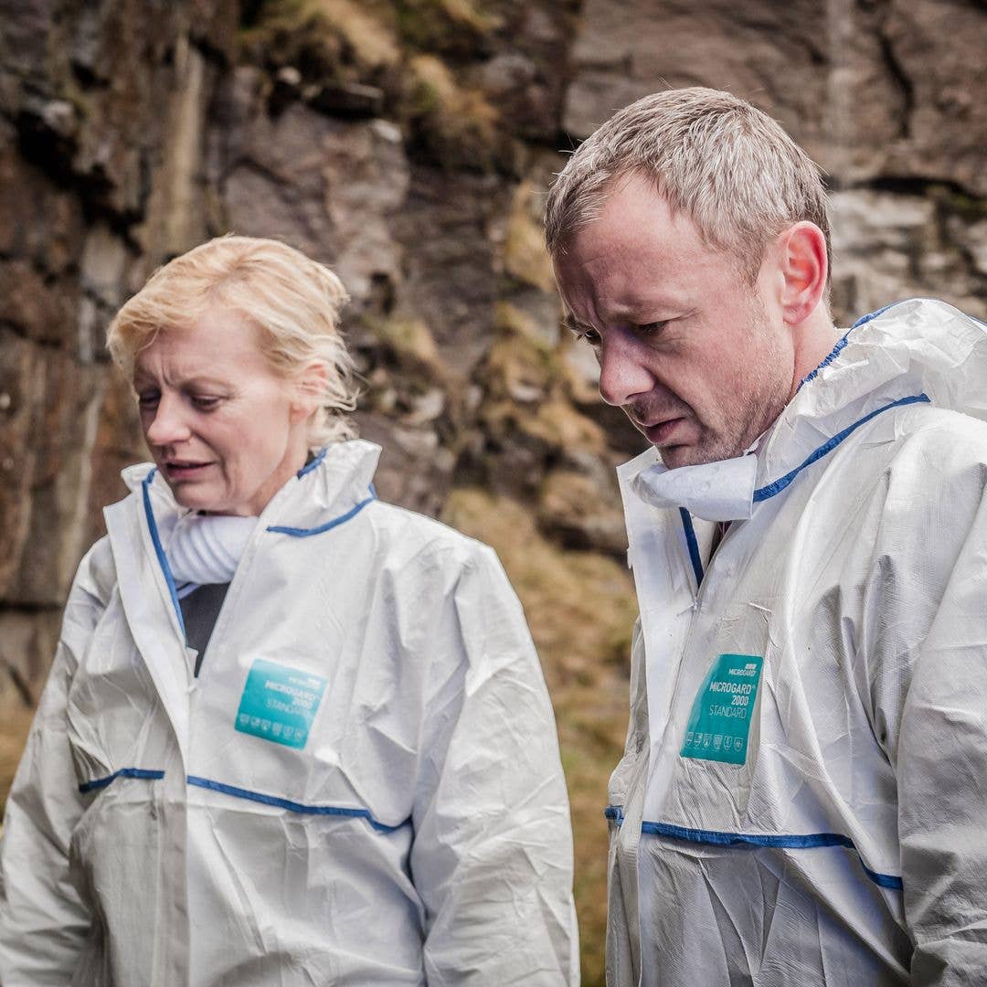 Netflix viewers hooked on 'outstanding' whodunnit you can binge in one ...