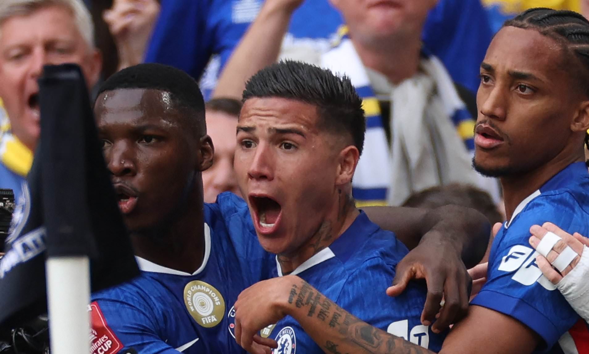 Chelsea eye two rival Premier League bosses - and former Liverpool star ...