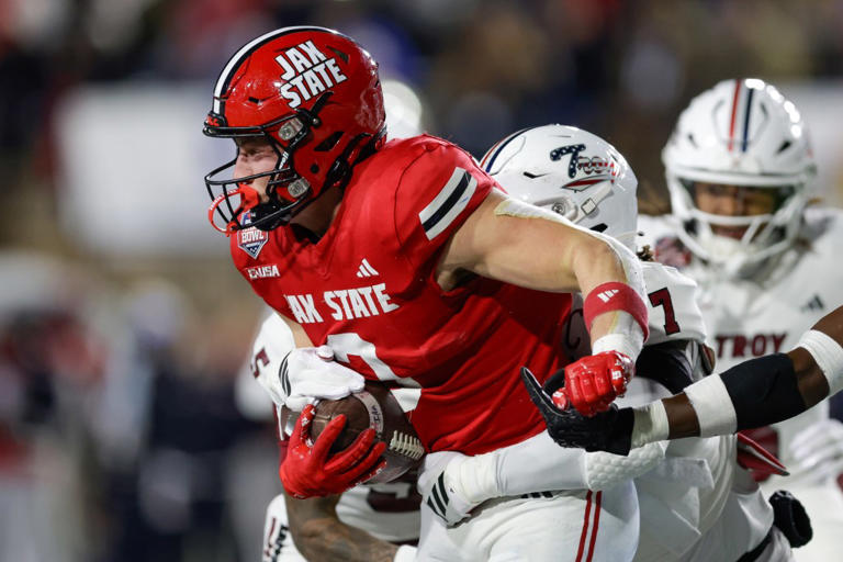 WWE Hall of Famer’s son joins NFL team after going undrafted